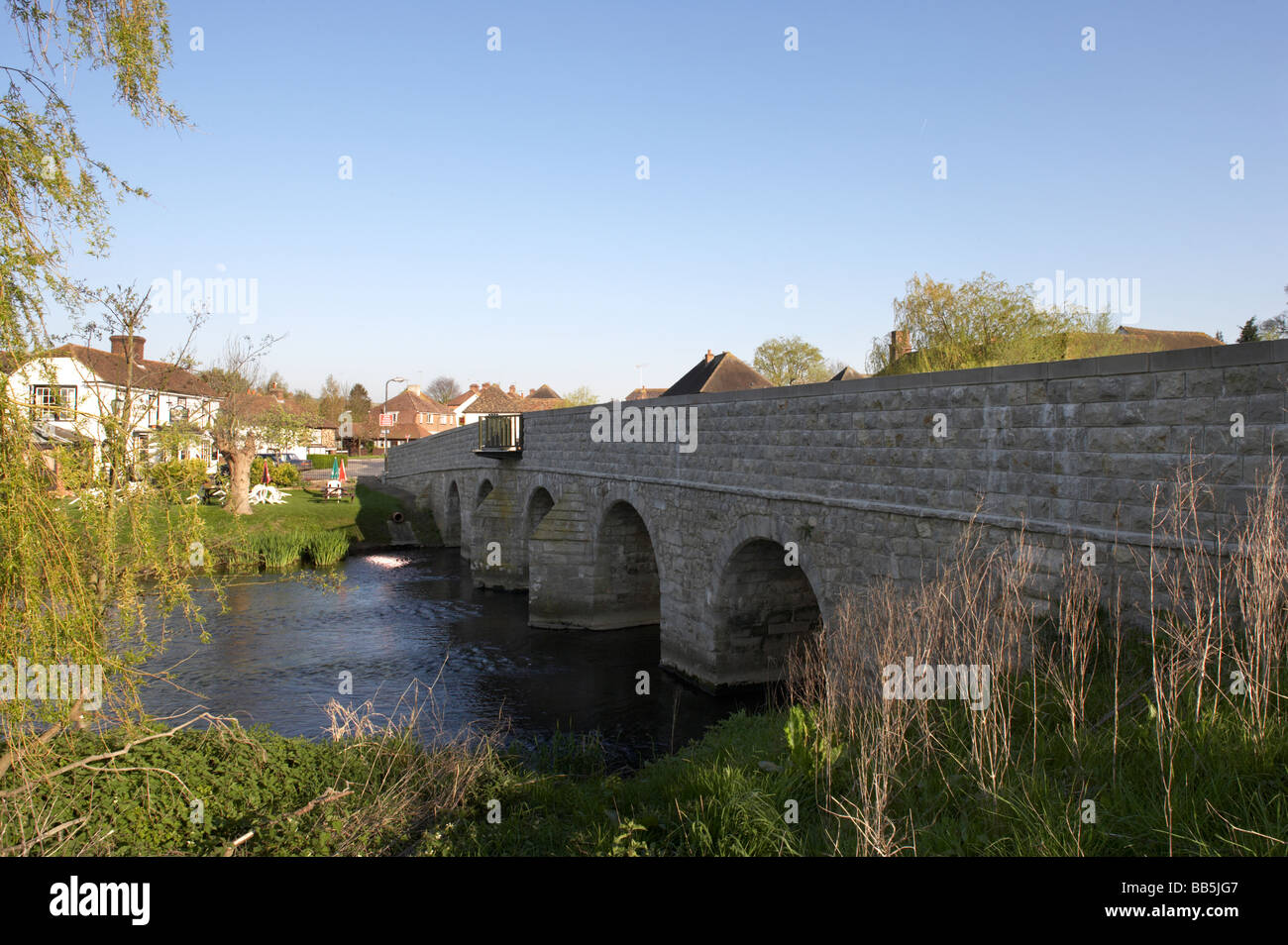 Bridge over the Great Stour River Wye Kent England Stock Photo - Alamy