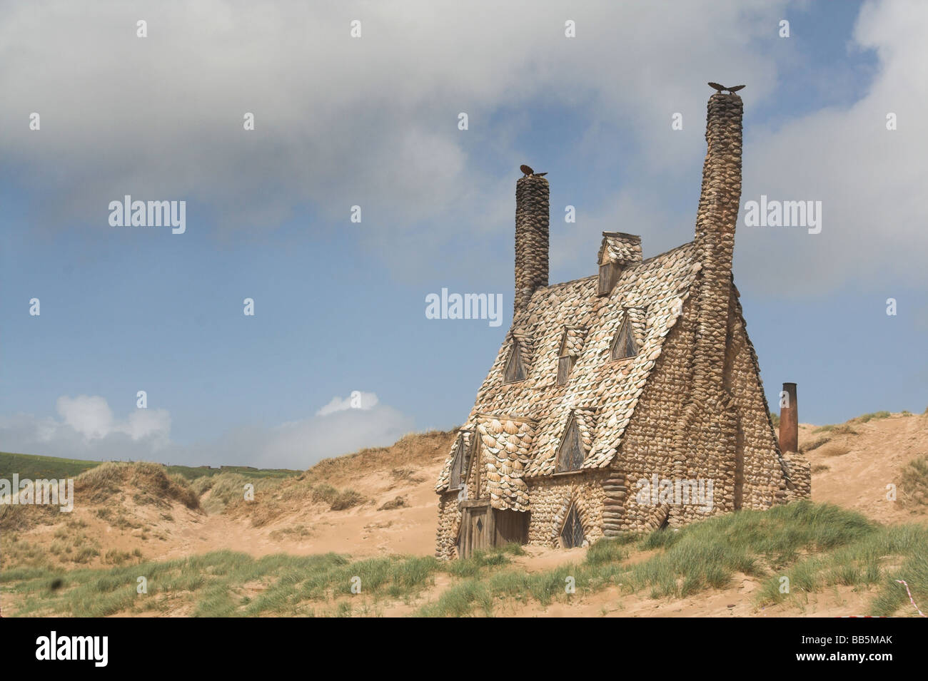 Harry potter cottage hi-res stock photography and images - Alamy
