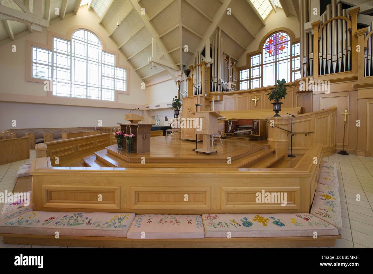 Modern church interior Stock Photo - Alamy