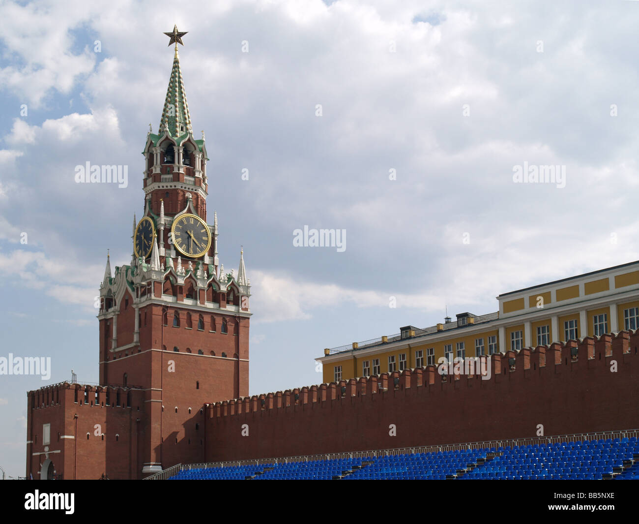 Digital clock tower hi-res stock photography and images - Alamy