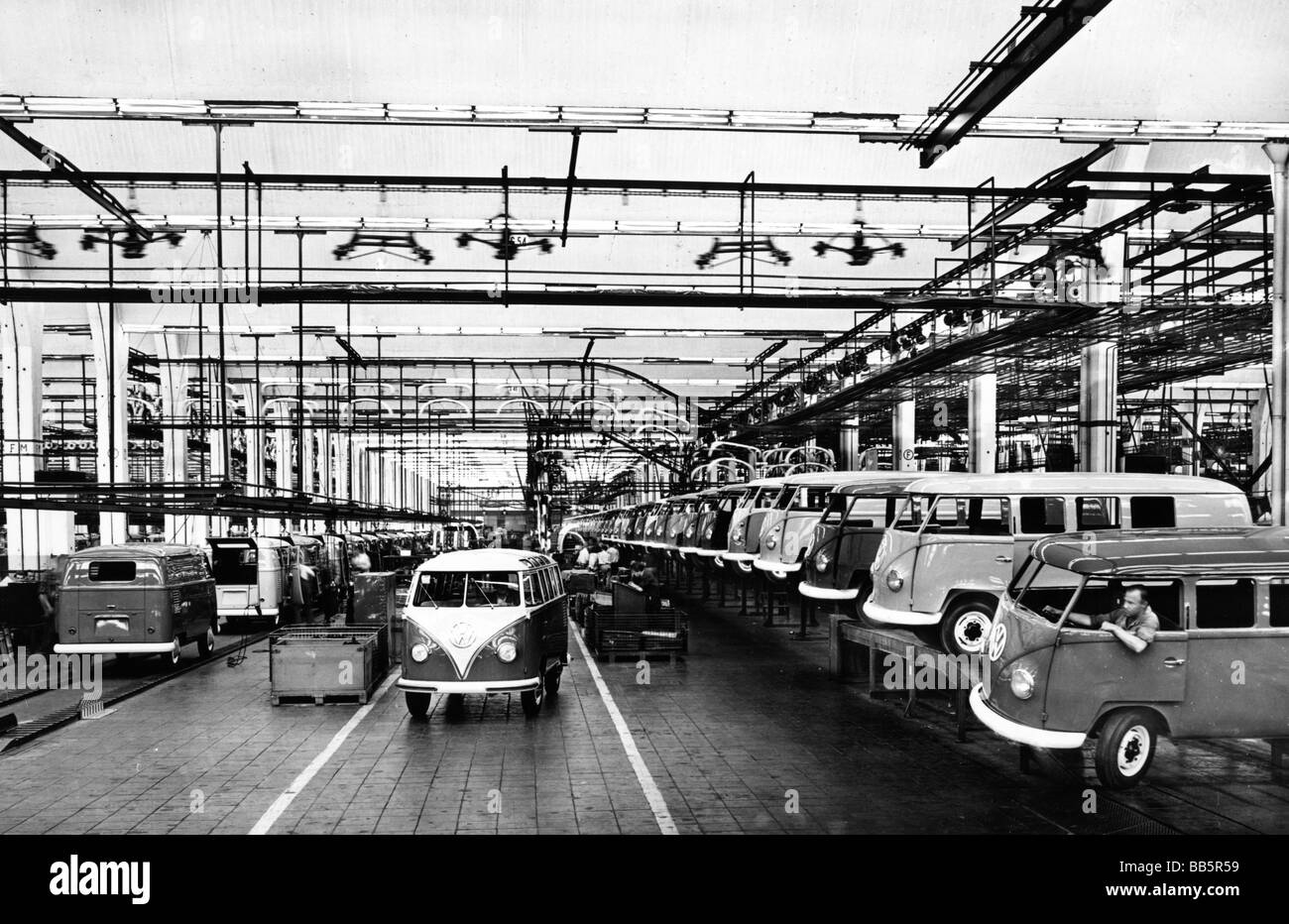Volkswagen factory Black and White Stock Photos & Images - Alamy