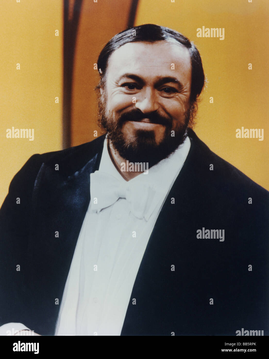Luciano pavarotti 1980's hi-res stock photography and images - Alamy