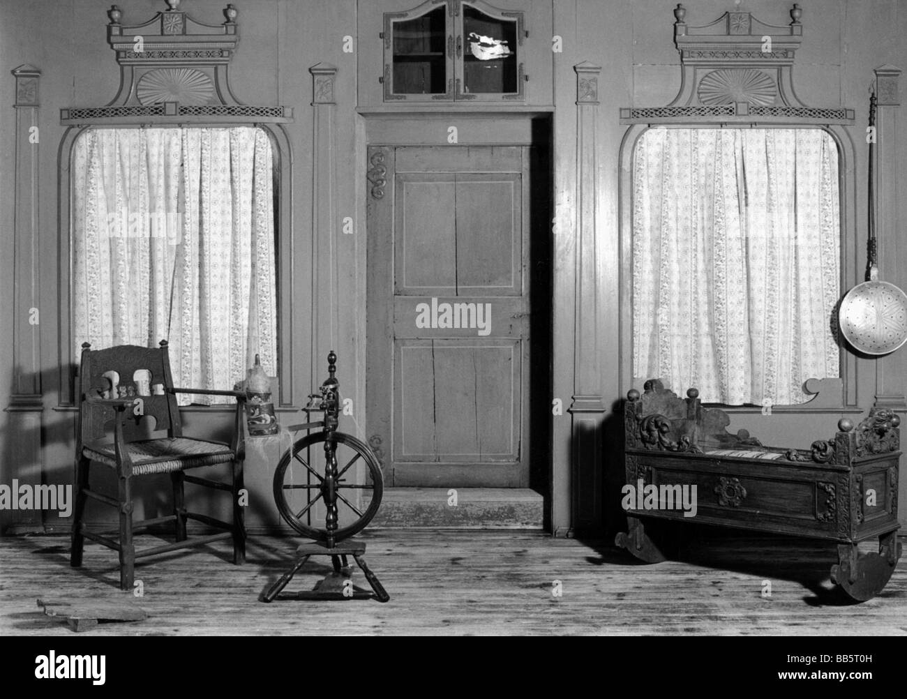 Bedroom Black And White Old