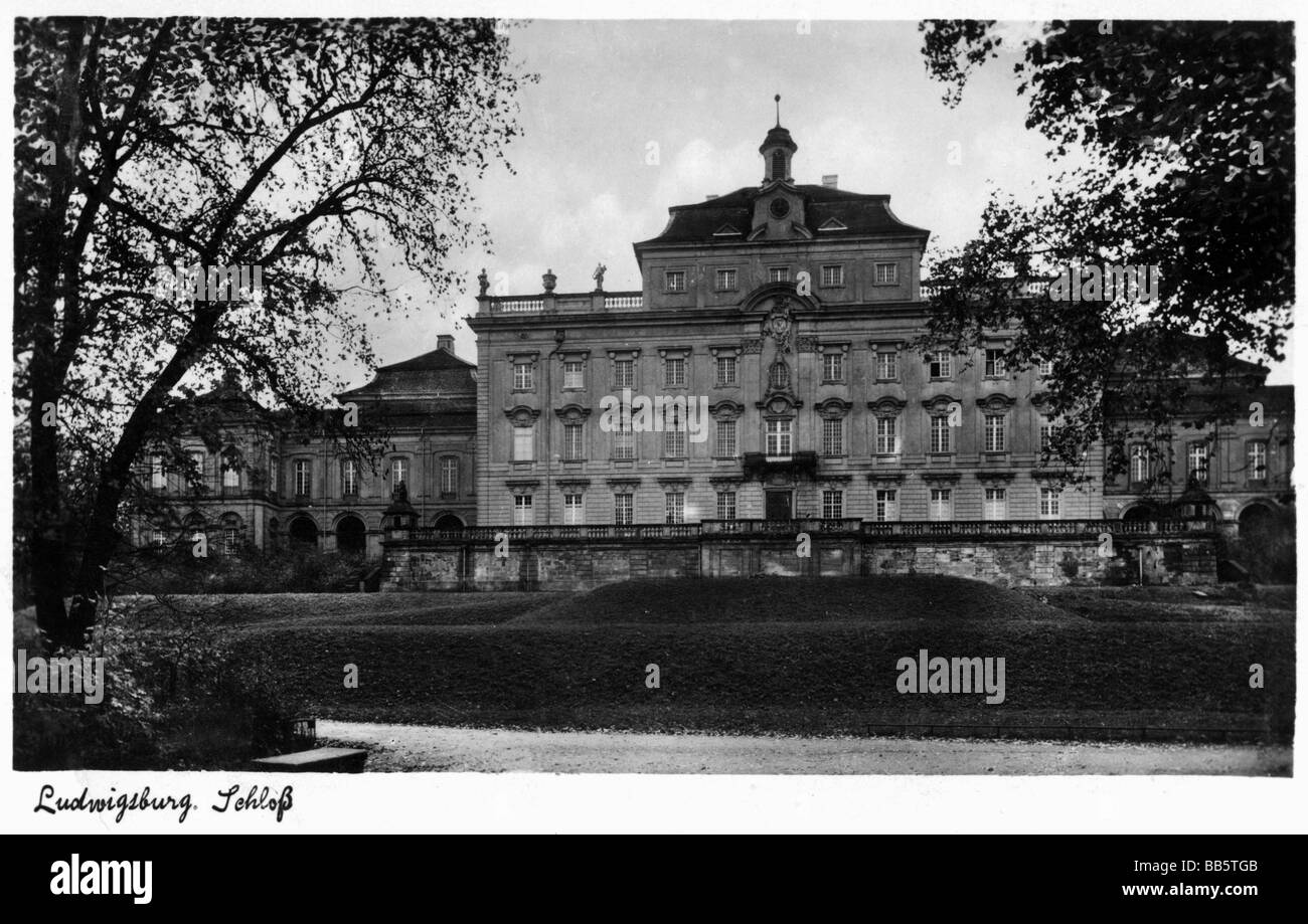 Side view historical palace Black and White Stock Photos & Images - Alamy