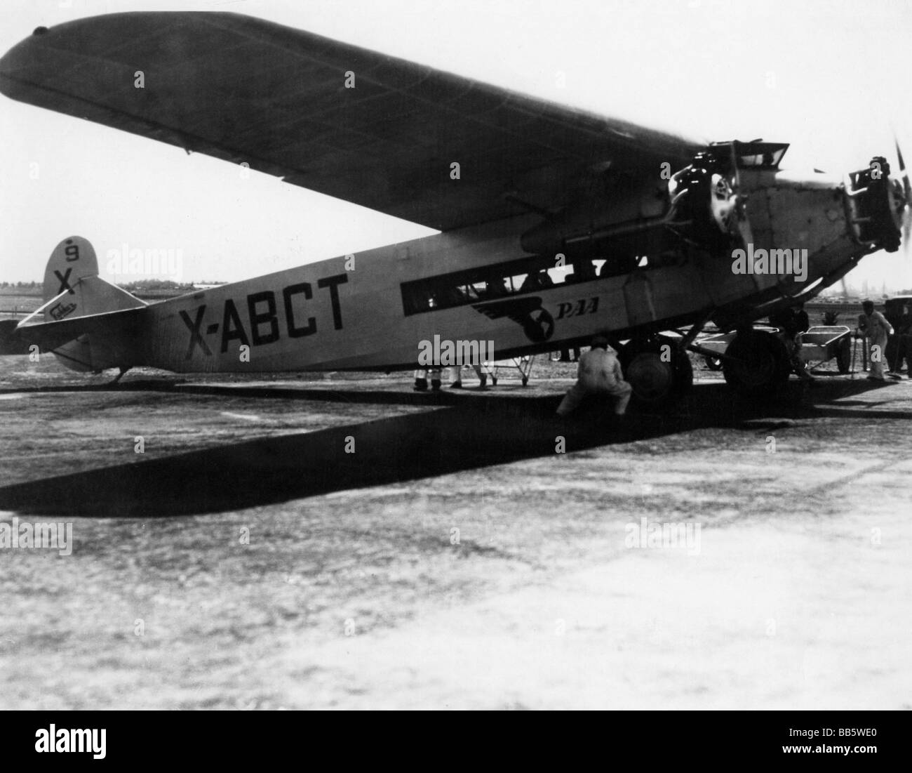 Fokker f 10 hi-res stock photography and images - Alamy