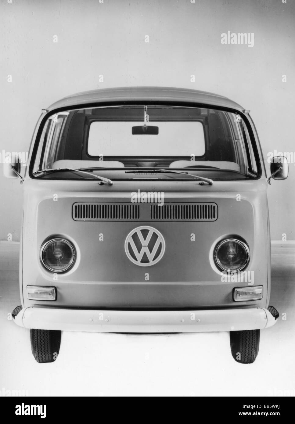 Volkswagen transporter t2 hi-res stock photography and images - Alamy