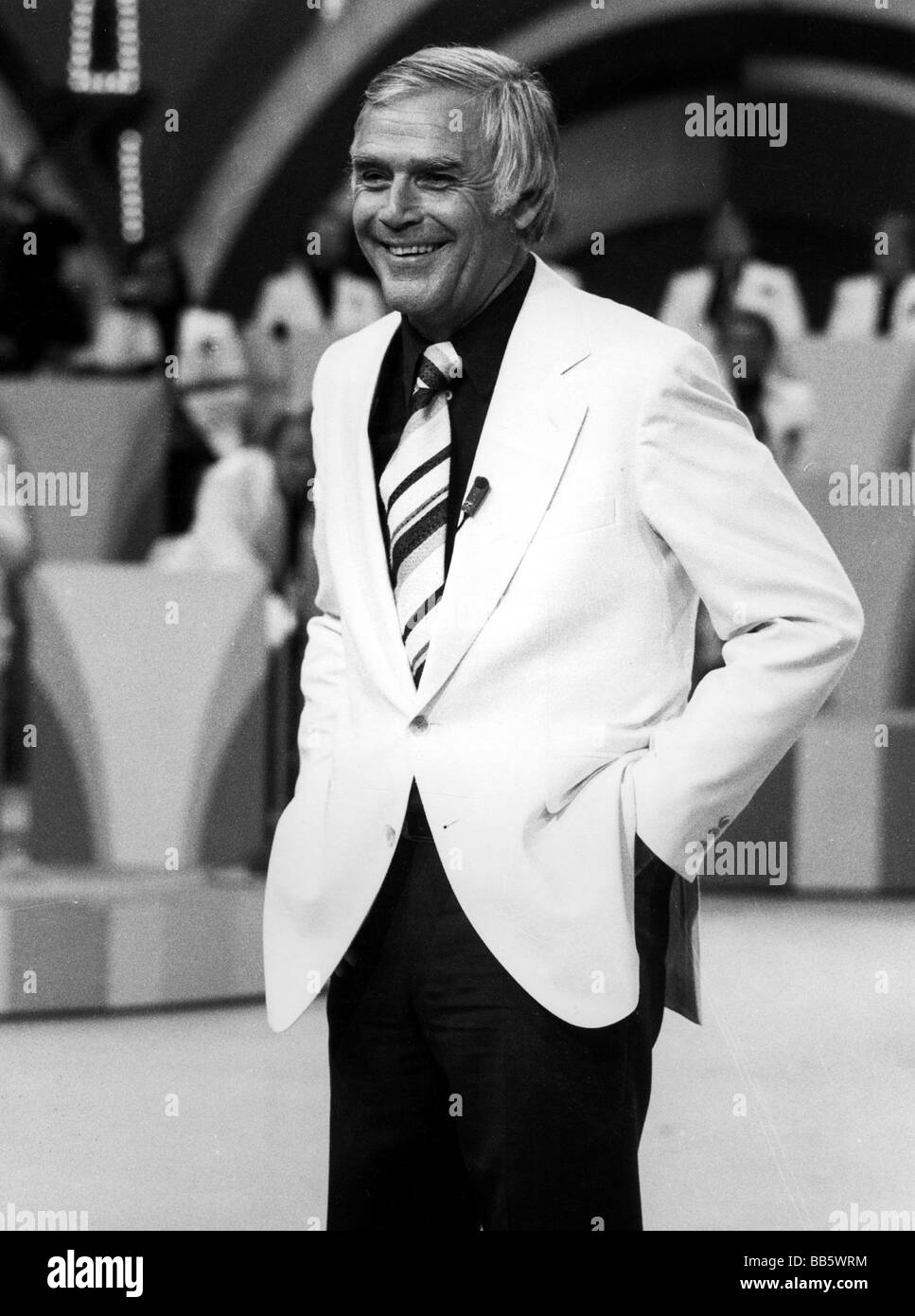 Fuchsberger, Joachim, 11.3.1927 - 11.9.2014, German actor, half length ...