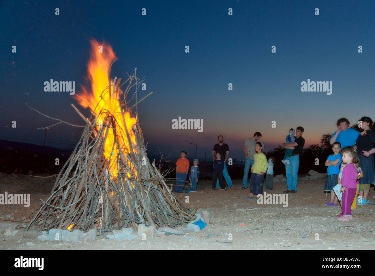 Traditional bonefire hi-res stock photography and images - Alamy