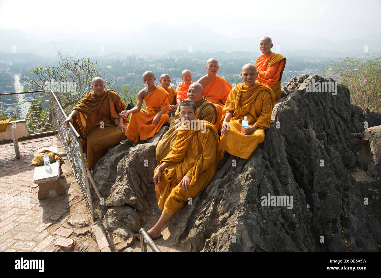 A monk sit at a temple hi-res stock photography and images - Alamy