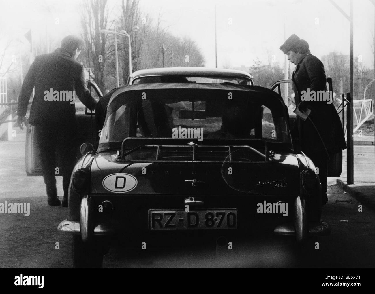 German border police vehicle hi-res stock photography and images - Alamy