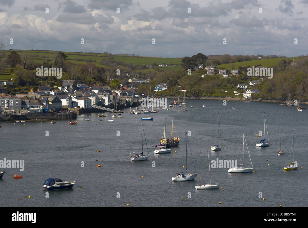 Fowey harbor hi-res stock photography and images - Alamy