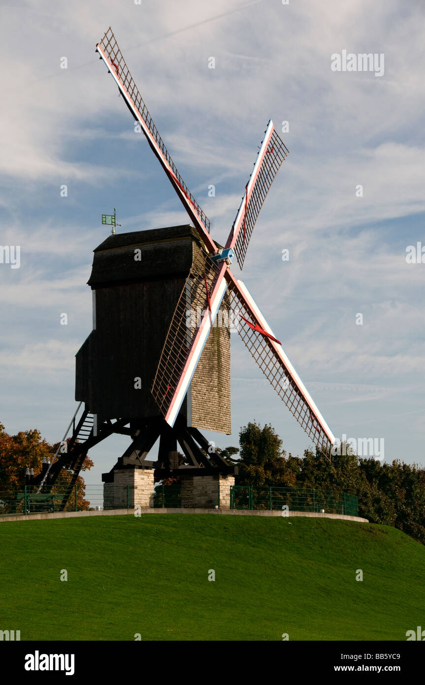 Windmills of brugge hi-res stock photography and images - Alamy