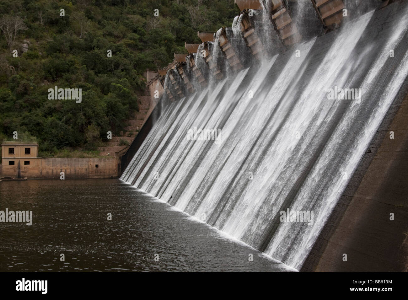 Hydroplus gates on dam wall Stock Photo - Alamy