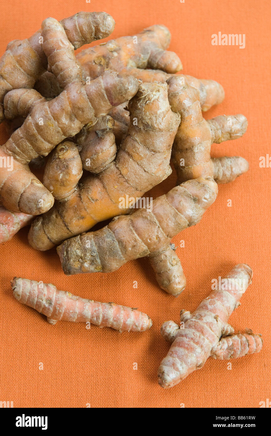 Tumeric root hi-res stock photography and images - Alamy