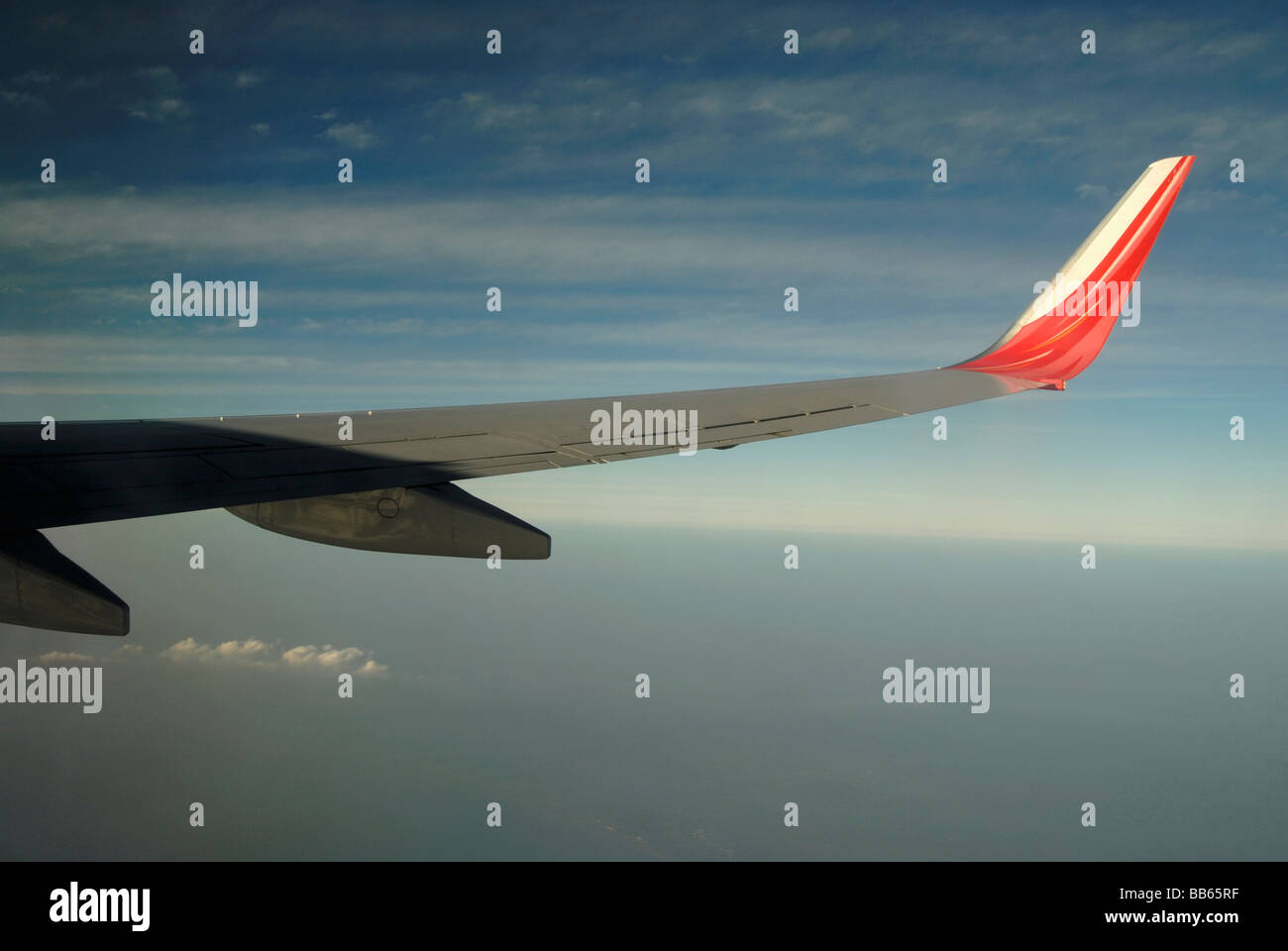 High wing aircraft hi-res stock photography and images - Alamy