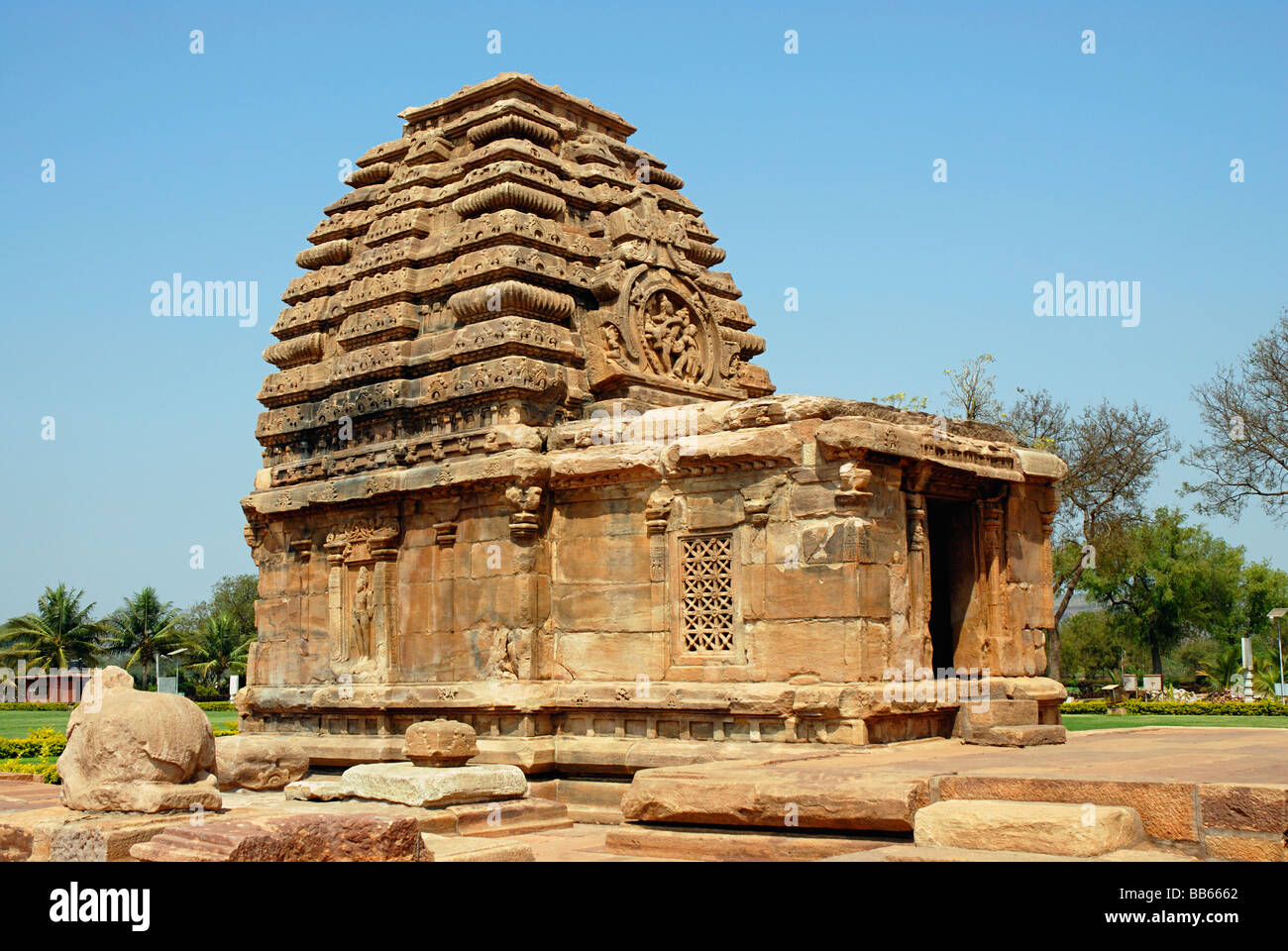 Pattadakal - Karnataka, General view of Jambulinga temple from South ...