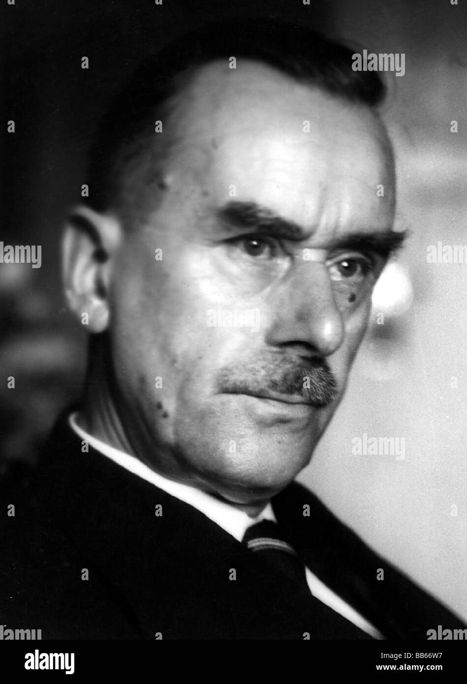 Thomas mann writer hi-res stock photography and images - Alamy