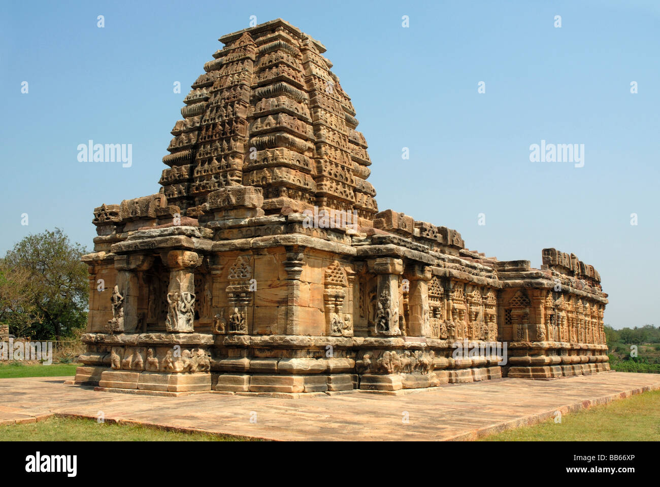 Pattadkal - Karnataka - Pappanath temple, above plinth, General-View ...