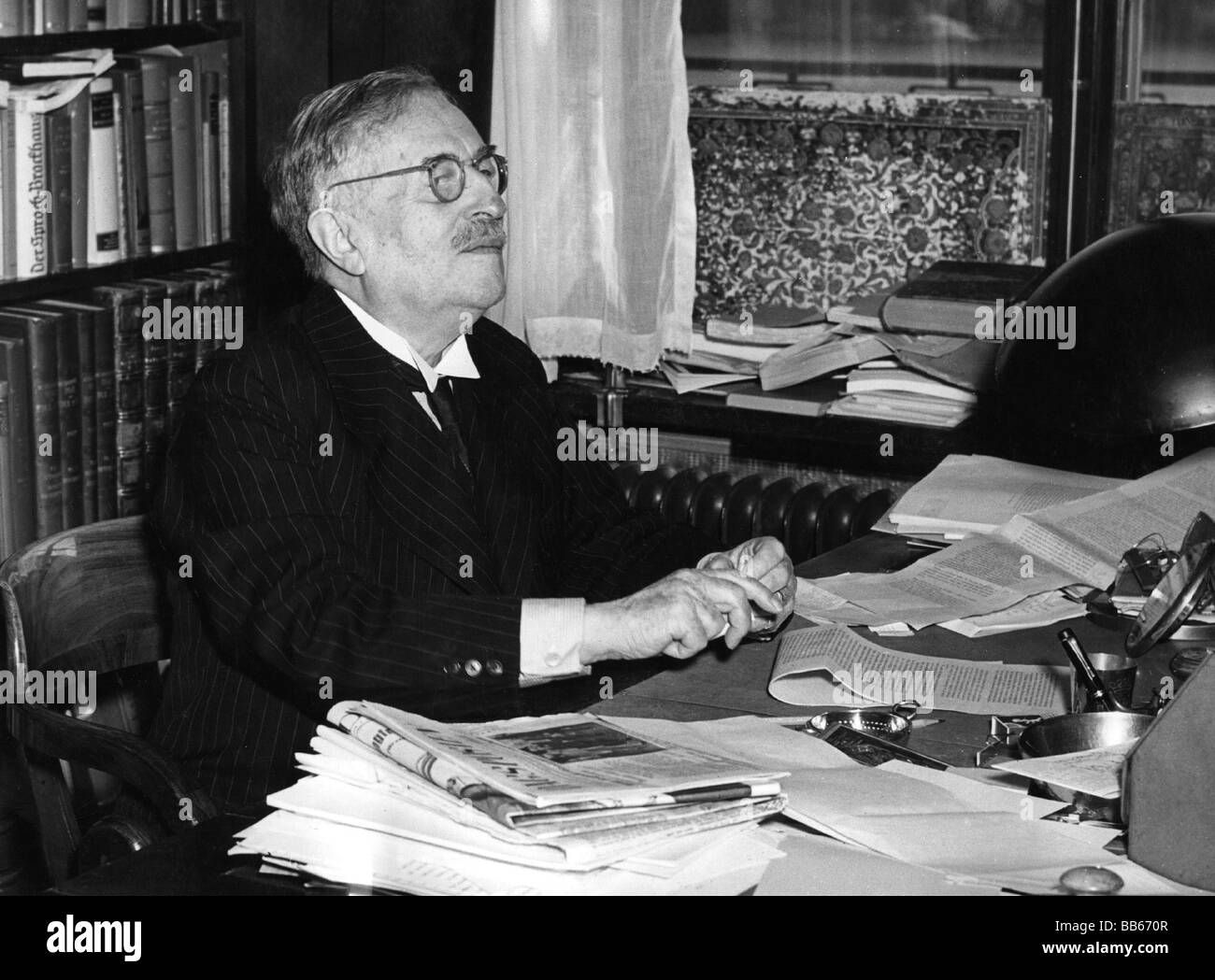 Hedin, Sven, 19.2.1865 - 26.11.1952, Swedish explorer, half length ...