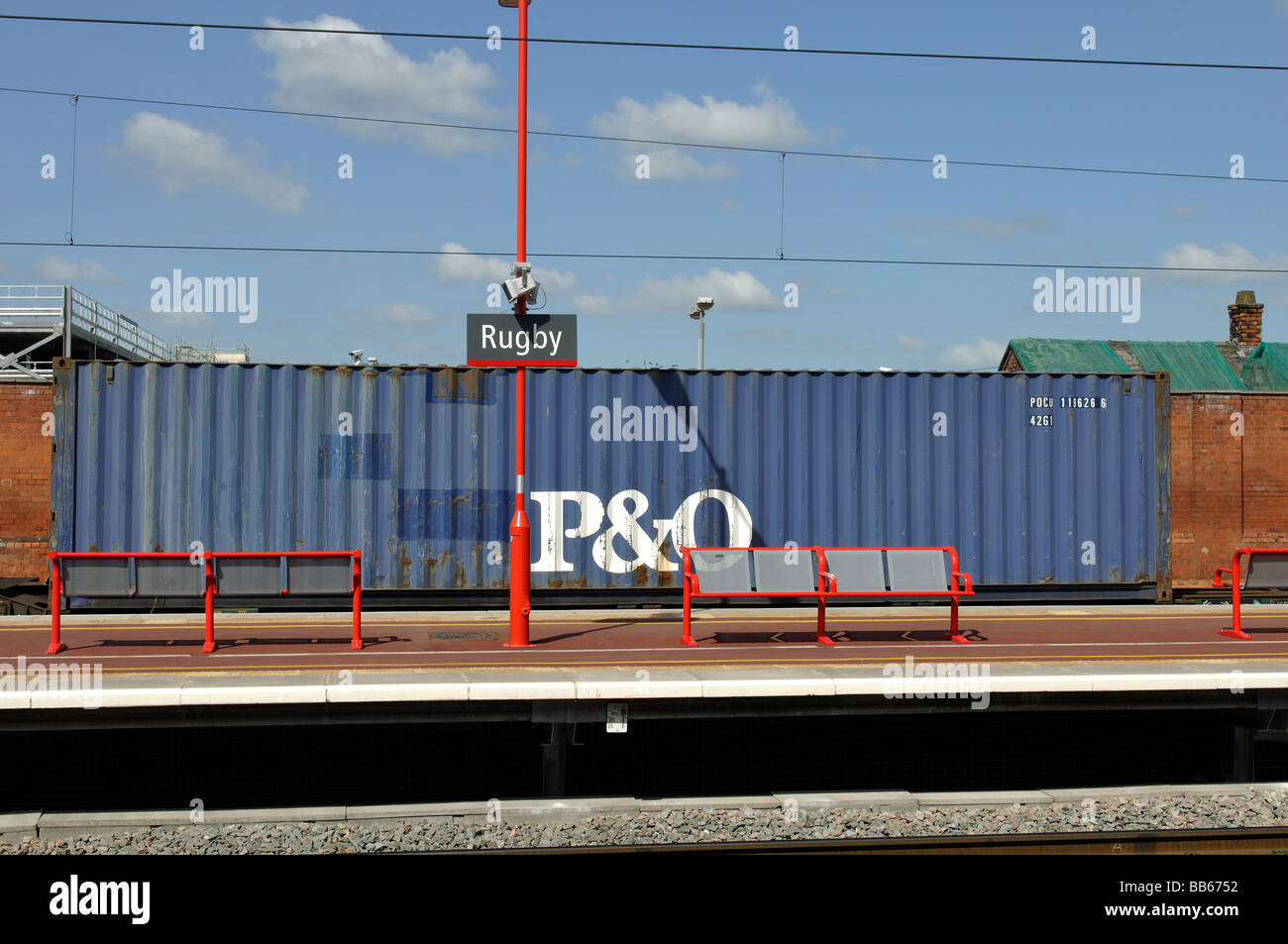 P&O shipping container on train Rugby station, UK Stock Photo - Alamy