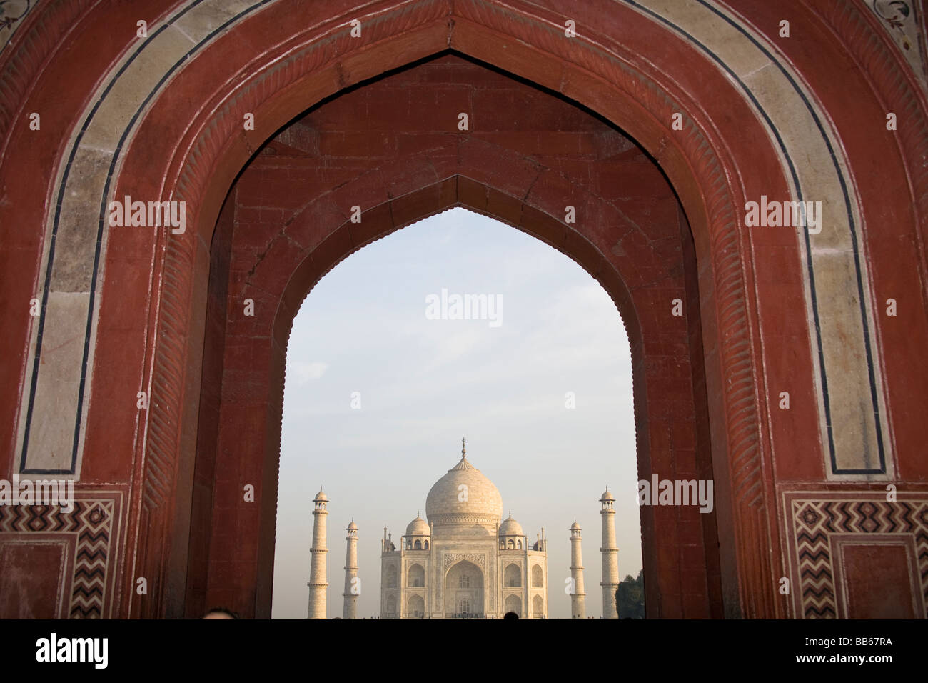 The great gate darwaza i rauza gateway to the taj mahal hi-res stock ...