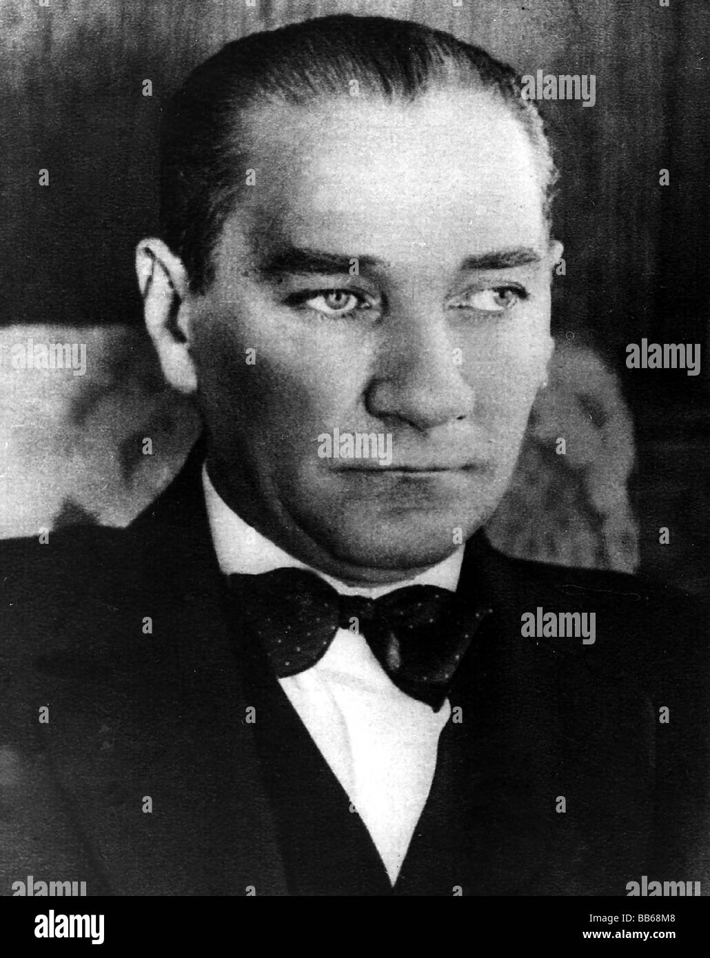 Mustafa kemal ataturk portrait hi-res stock photography and images - Alamy