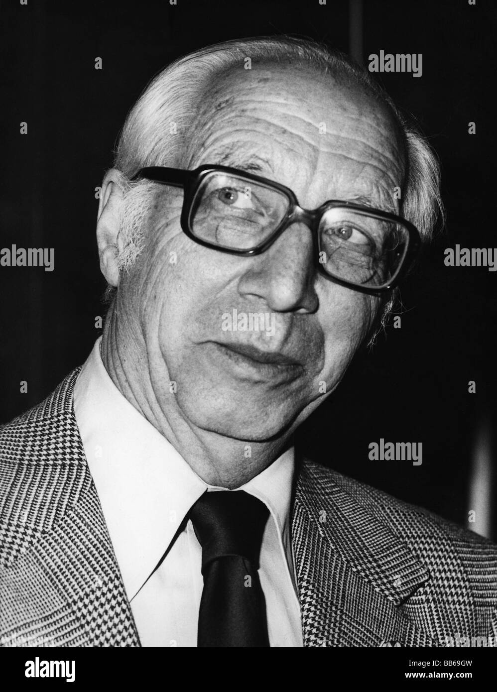 Kolff dialysis High Resolution Stock Photography and Images - Alamy