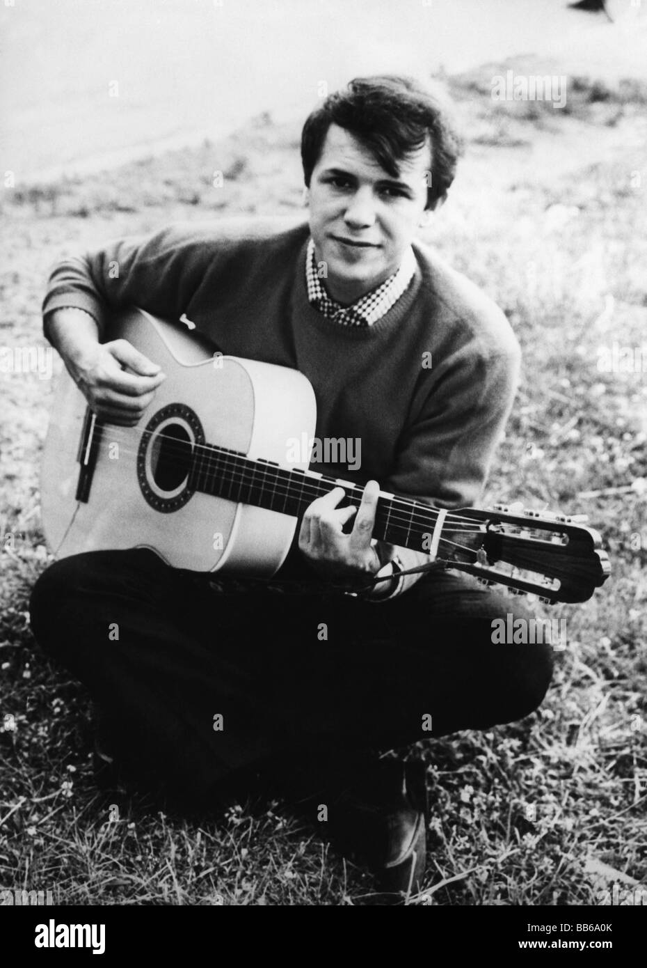 1960s guitar man hi-res stock photography and images - Alamy