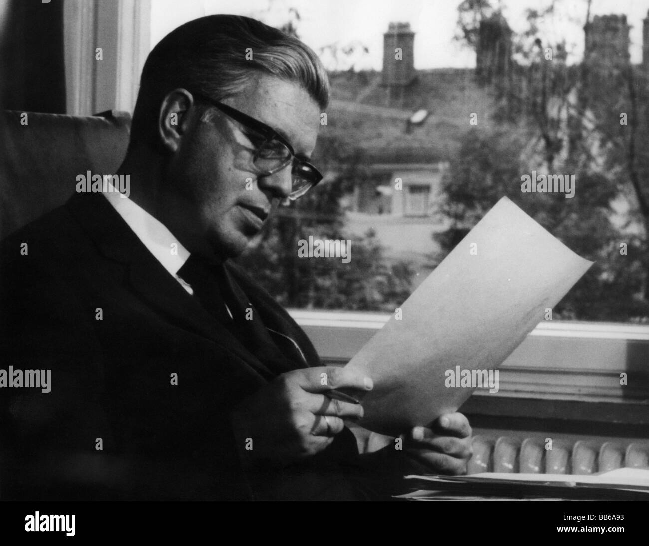 Kindler hi-res stock photography and images - Alamy