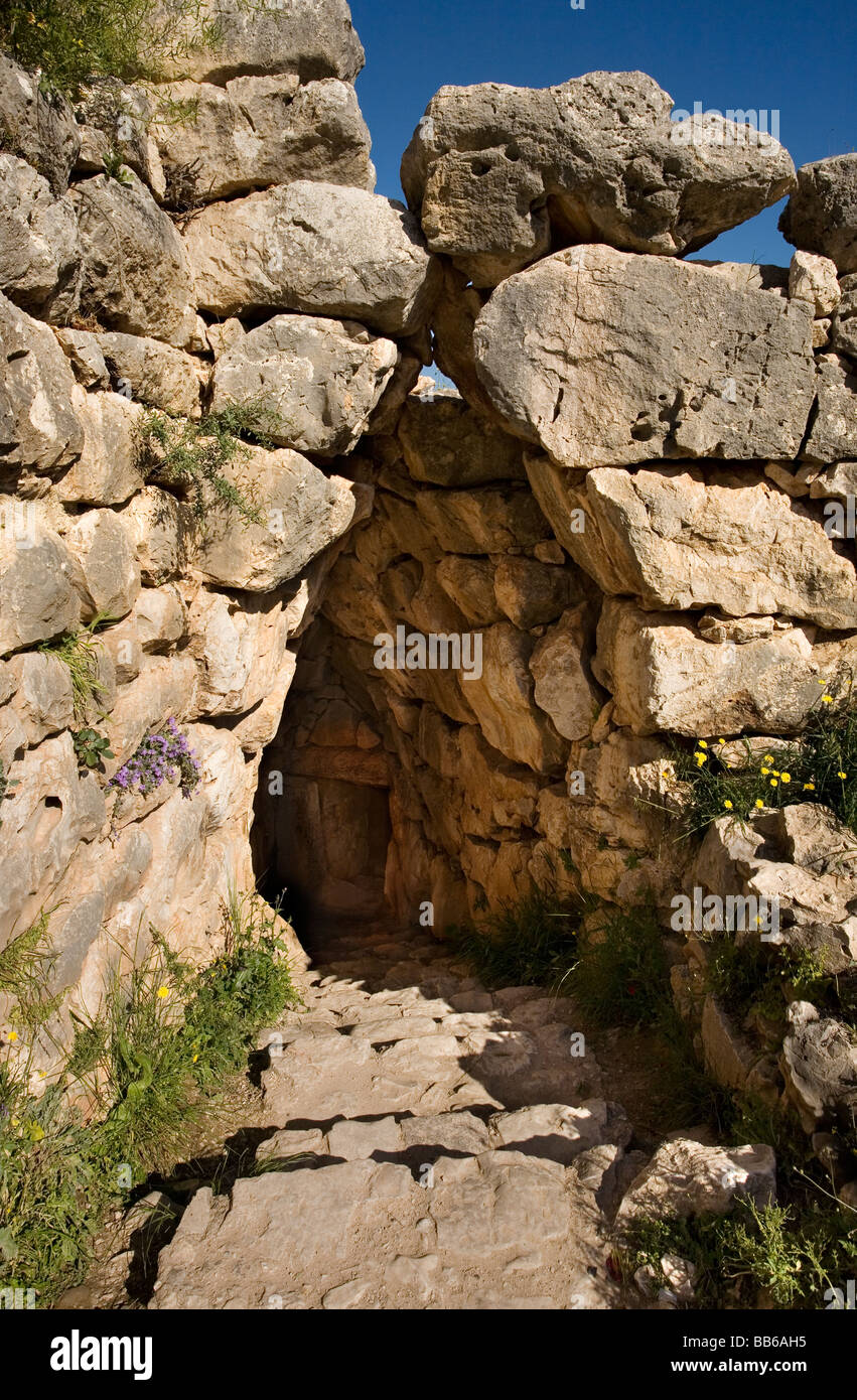 Entrance to secret cisterns near the Sally Port on the South East ...