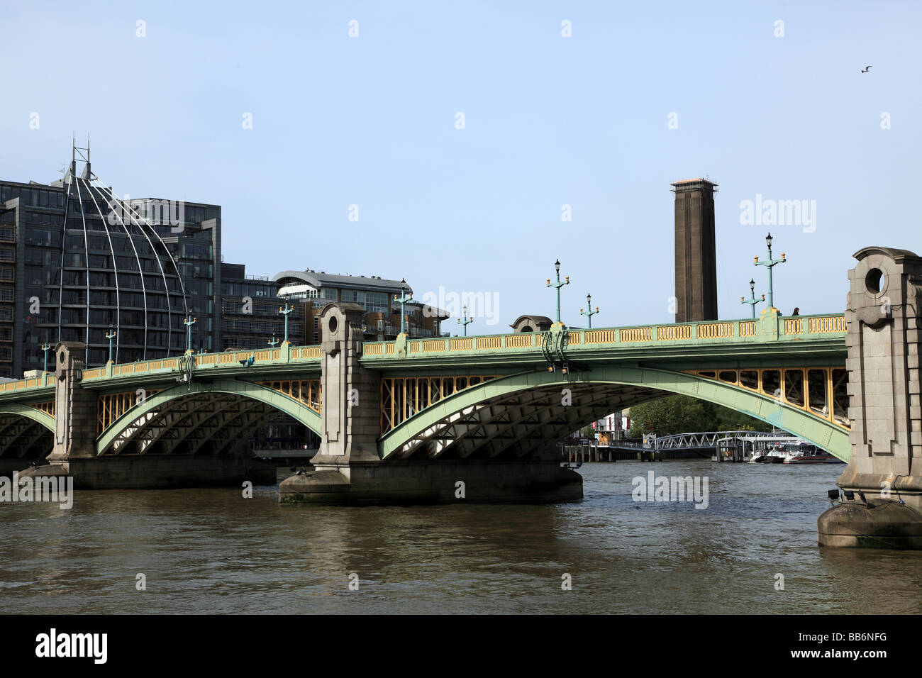 Steel arch bridge london hi-res stock photography and images - Alamy