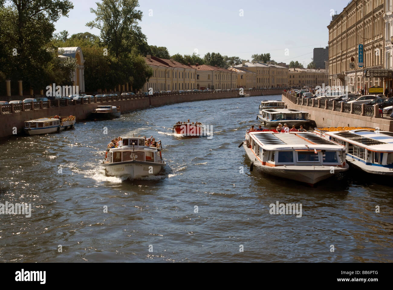 Russia boats hi-res stock photography and images - Alamy