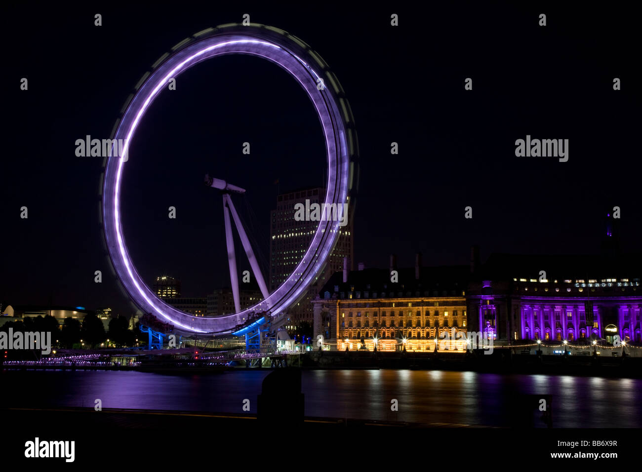 The London Eye At Night Stock Photo - Alamy