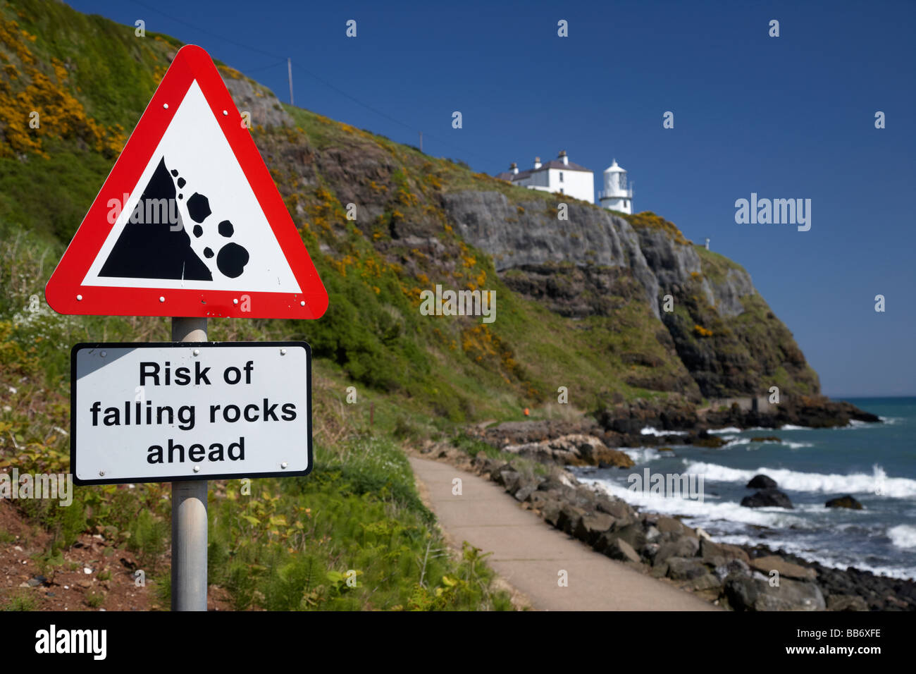 risk of falling rocks sign at blackhead lighthouse and the whitehead to ...