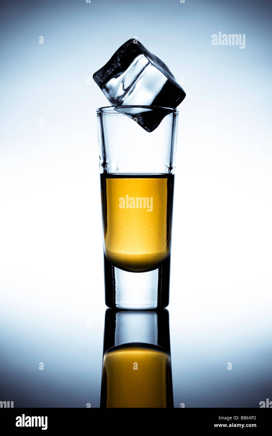 Shot of rum Stock Photo - Alamy