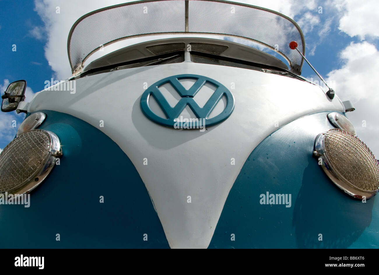 Vw camper van beach hi-res stock photography and images - Alamy