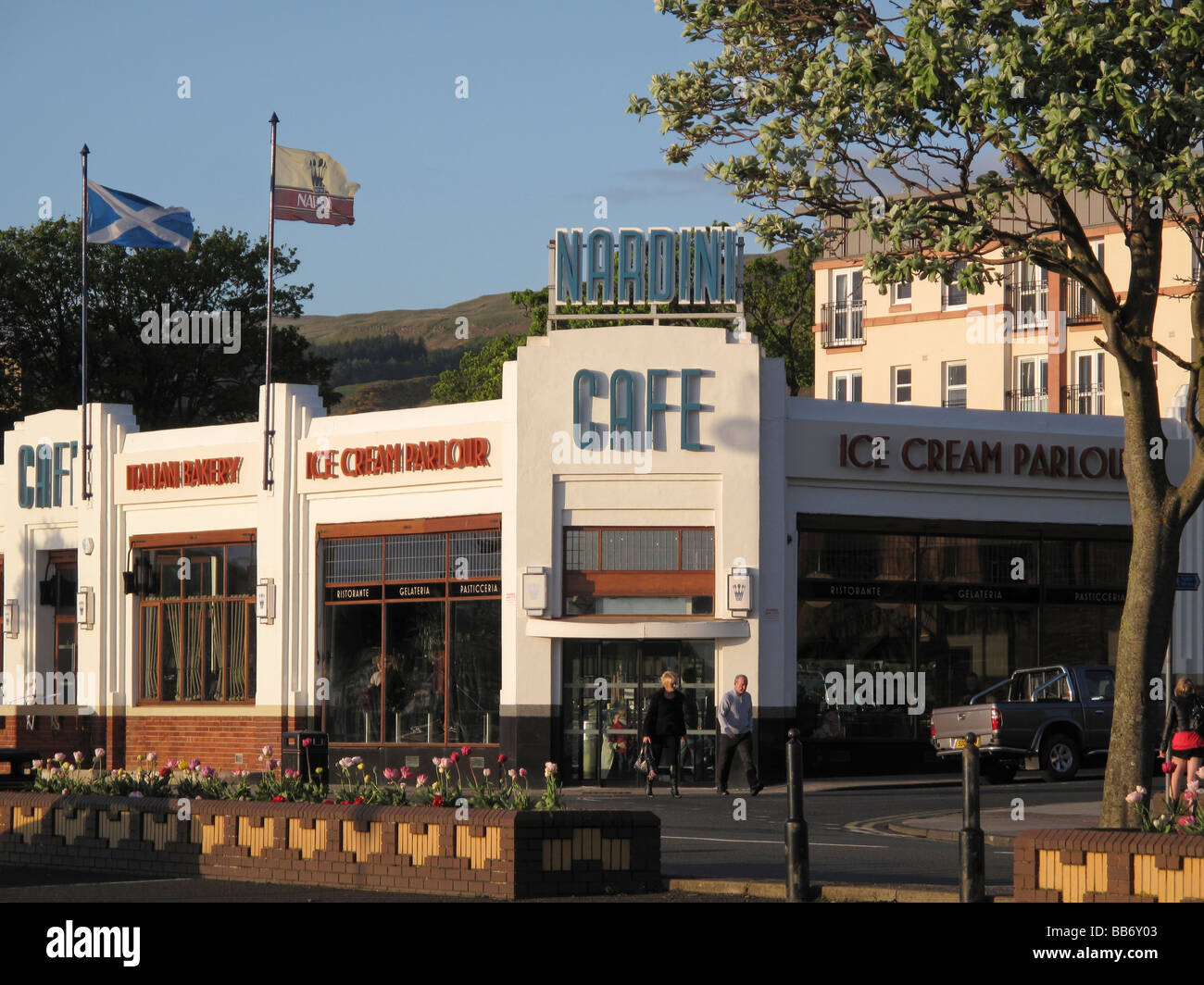 Nardinis largs scotland hi-res stock photography and images - Alamy