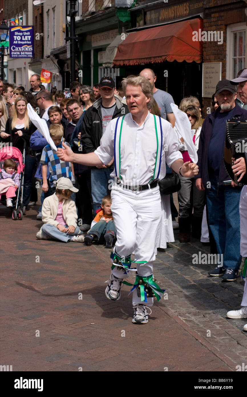 morris street artist dancer performer costume rochester sweeps festival ...