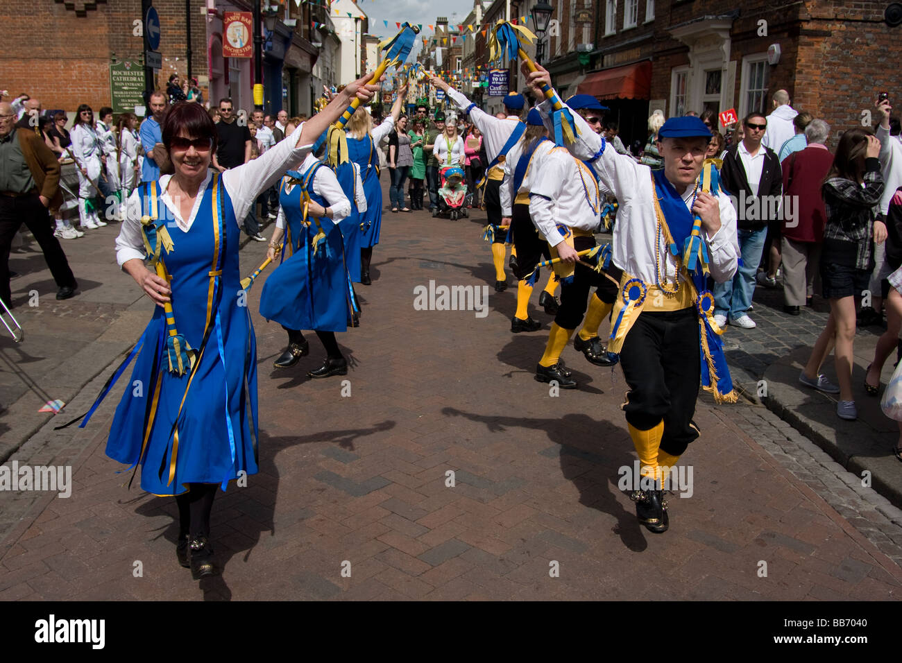 morris street artist dancer performer costume rochester sweeps festival ...