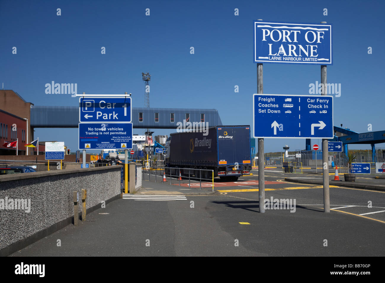 lorry entering port of larne county antrim northern ireland uk Stock ...