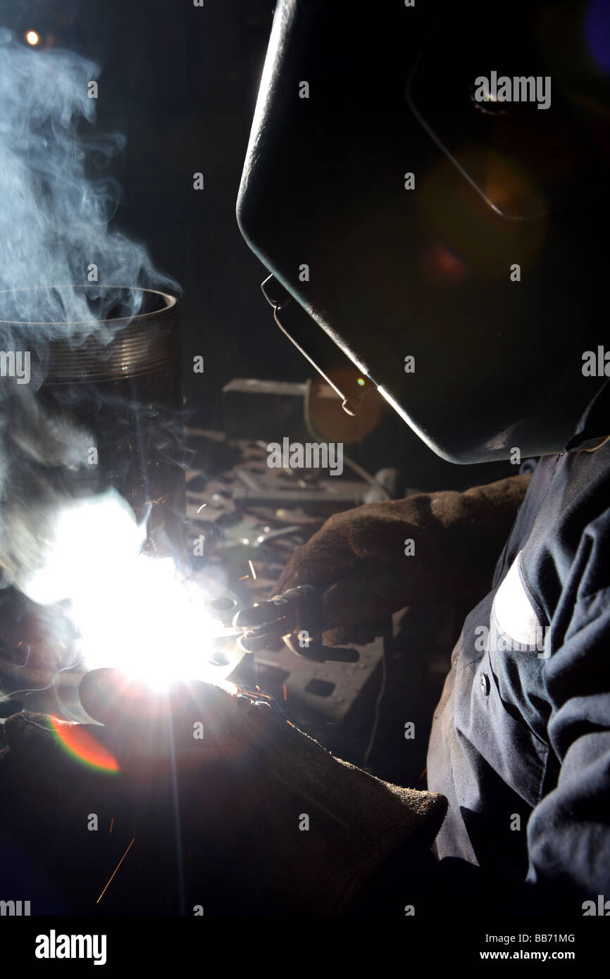 Joint welding hi-res stock photography and images - Alamy