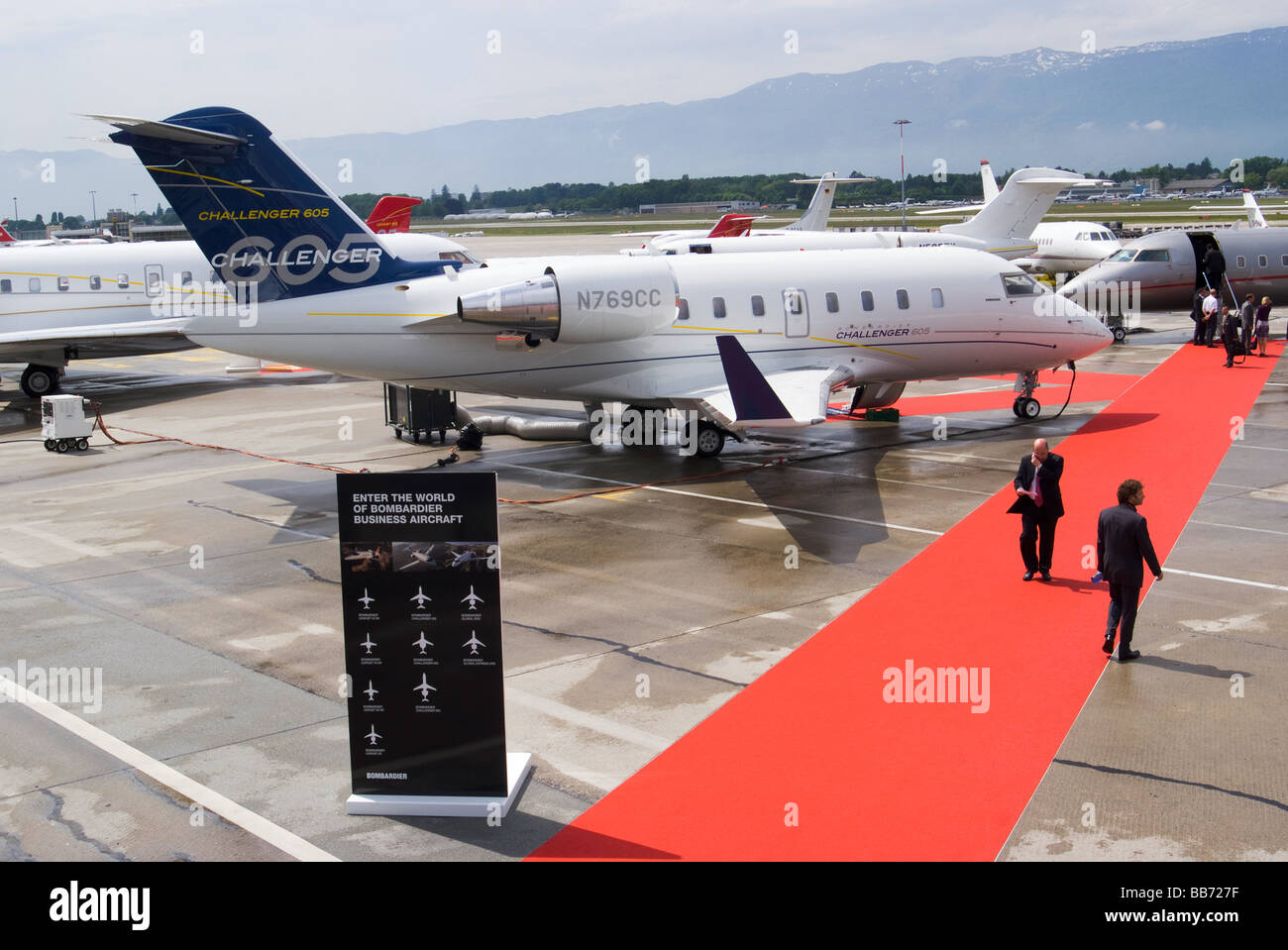 Bombardier challenger 650 hi-res stock photography and images - Alamy