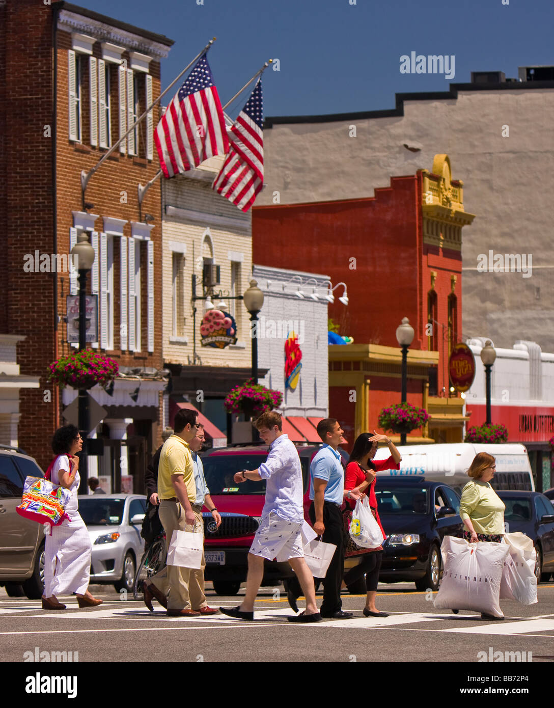 Cars crossing people usa hi-res stock photography and images - Alamy