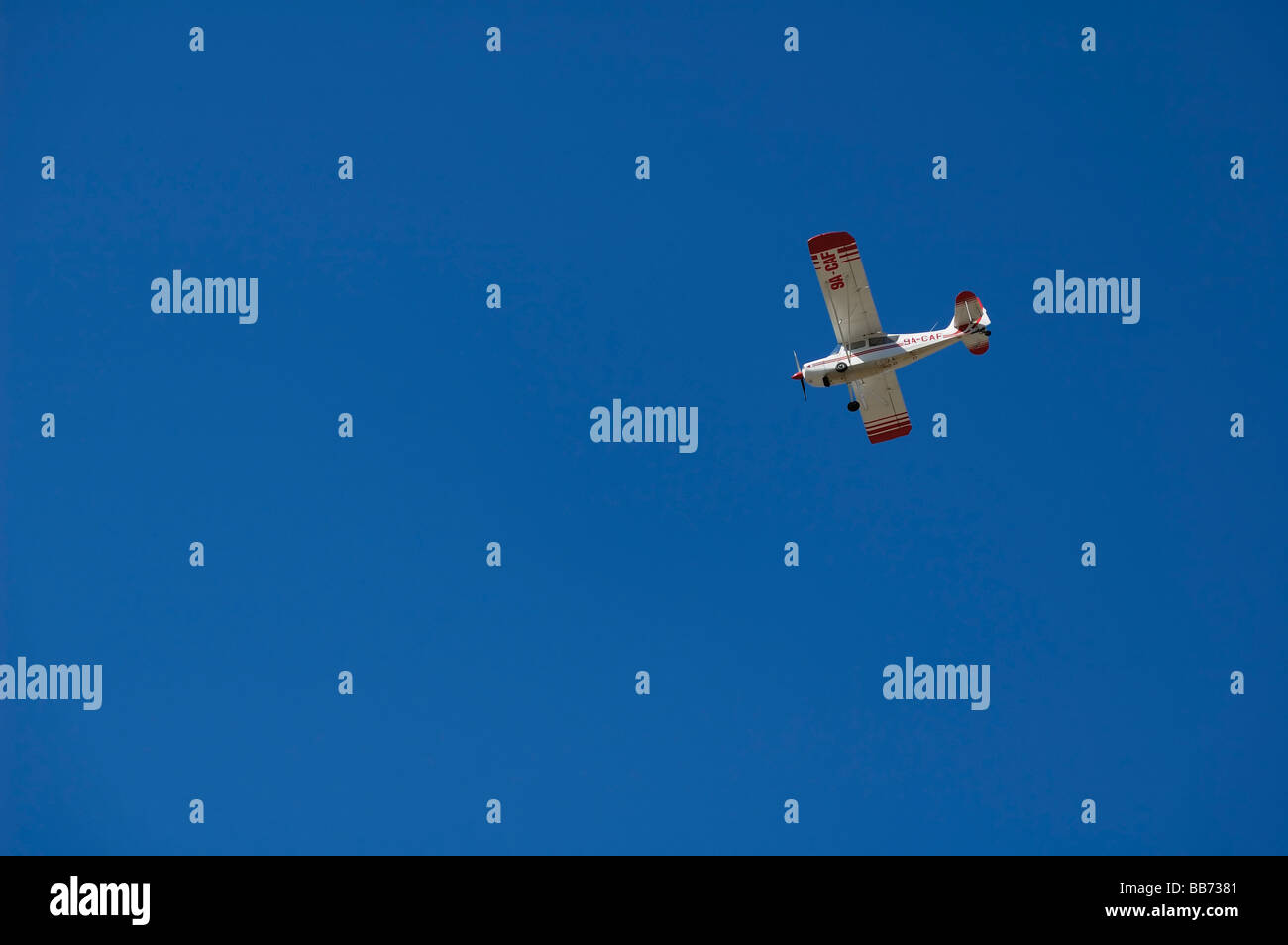 Small private aeroplane hi-res stock photography and images - Alamy