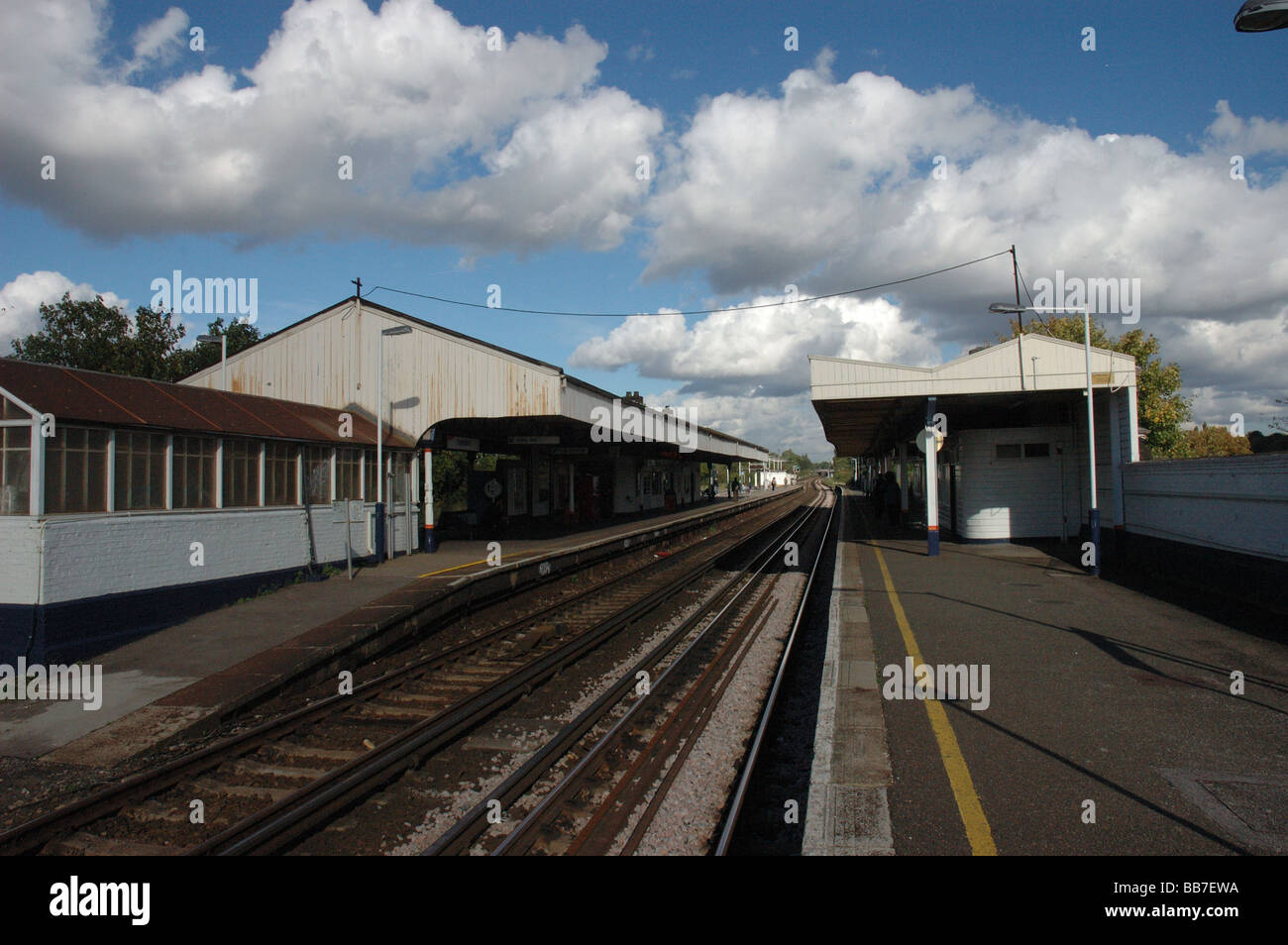 Earlsfield station hi-res stock photography and images - Alamy