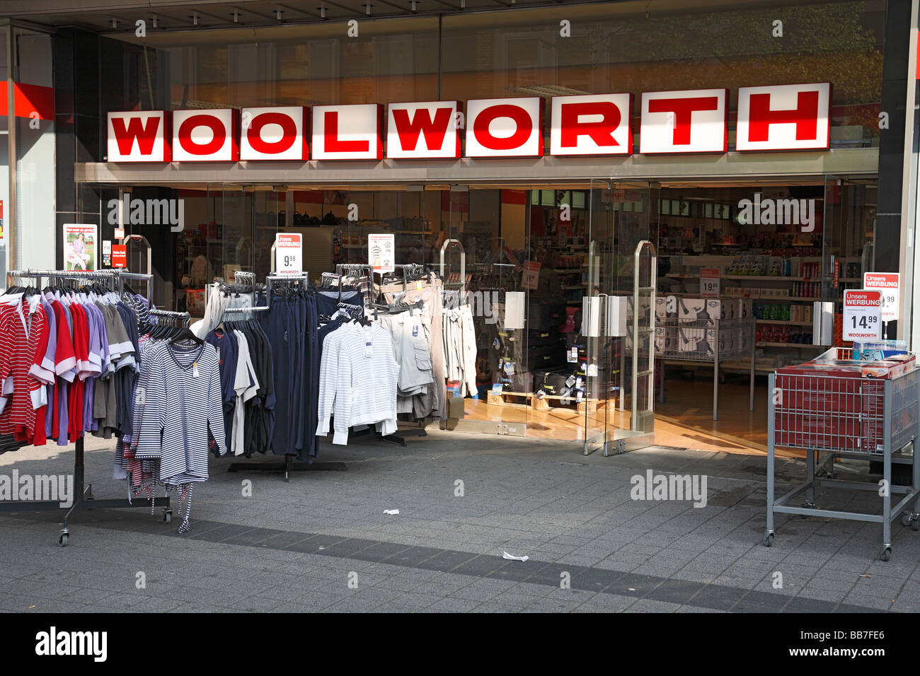 Woolworth gmbh hi-res stock photography and images - Alamy