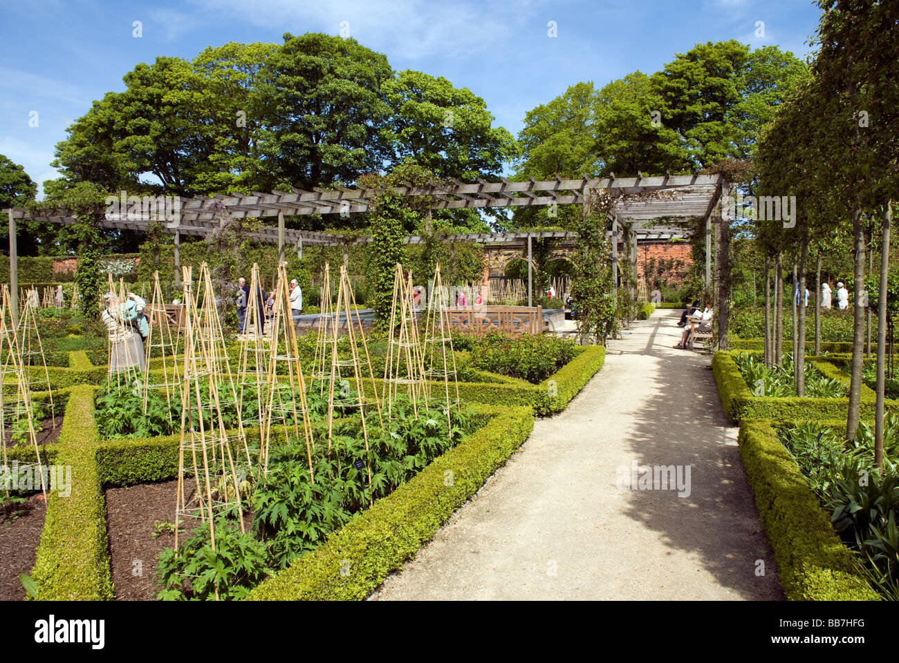 Alnwick Gardens Stock Photos & Alnwick Gardens Stock Images - Alamy