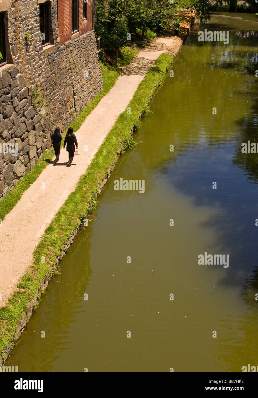People walk on towpath hi-res stock photography and images - Alamy