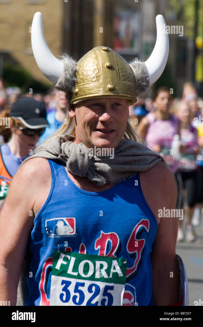 Viking running hi-res stock photography and images - Alamy