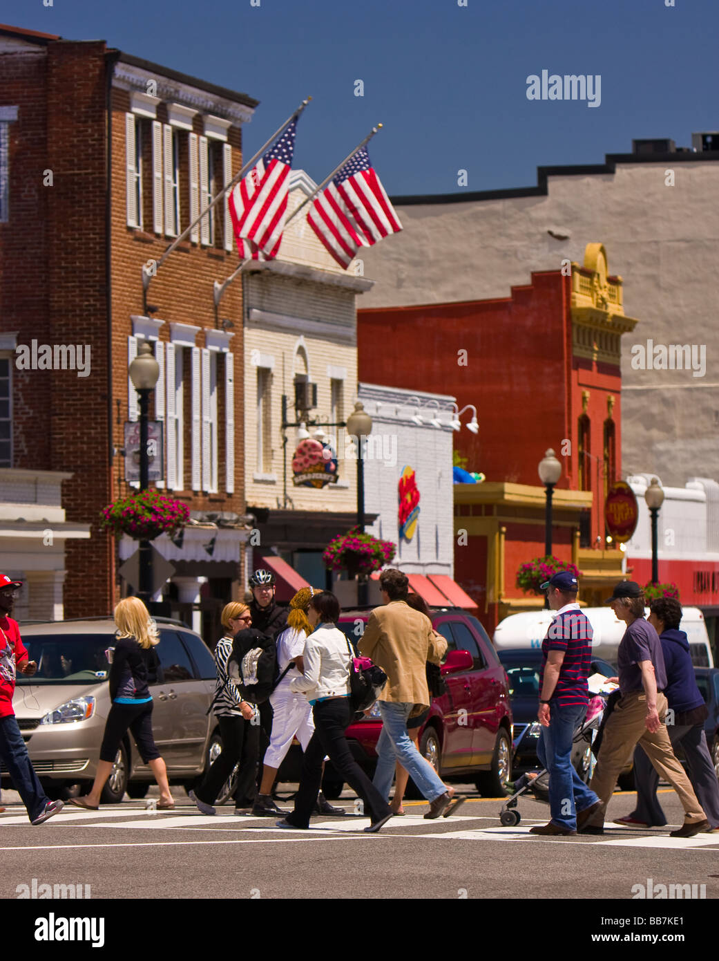 Washington Dc Usa People Walking Stock Photos & Washington Dc Usa ...